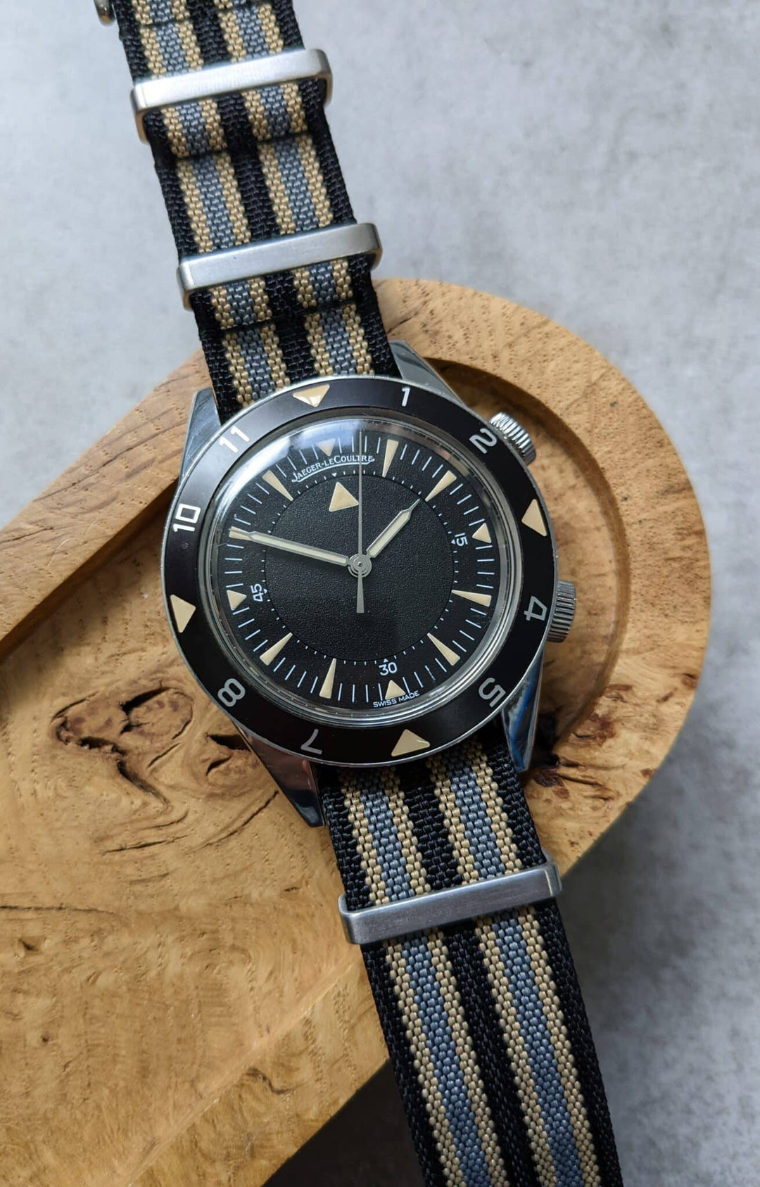 Premium Ribbed Fabric Watch Strap - No Time To Die Bond | The Strap Tailor